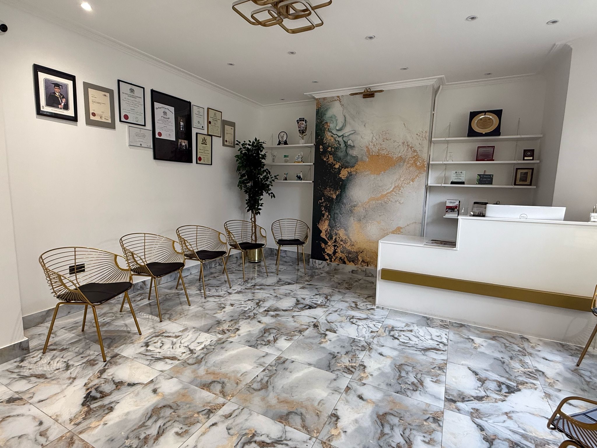 DentHub Smiles – Oral Surgery ltd